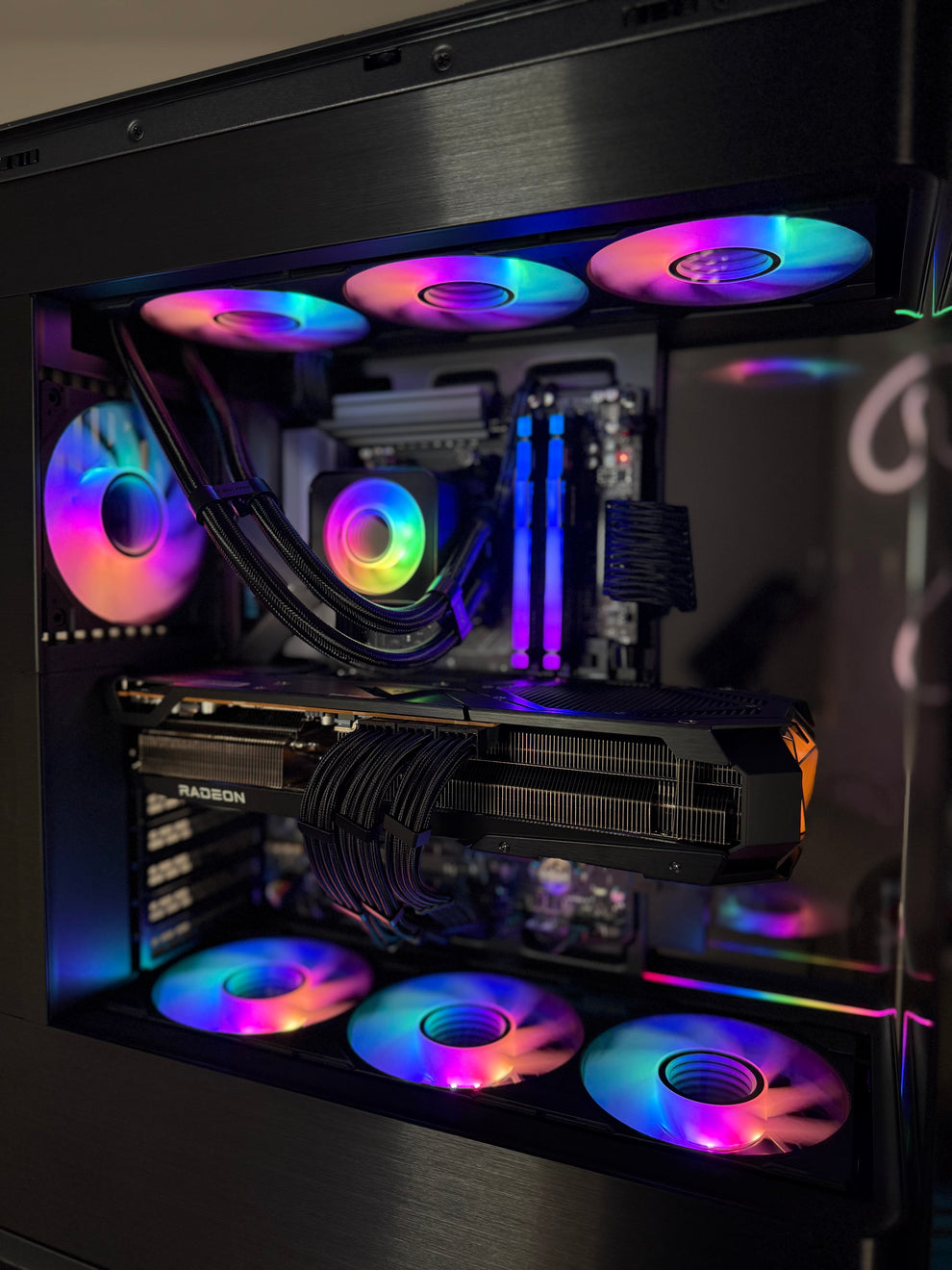 FPS Grim Reaper V2 Hall of Tech Gaming PC